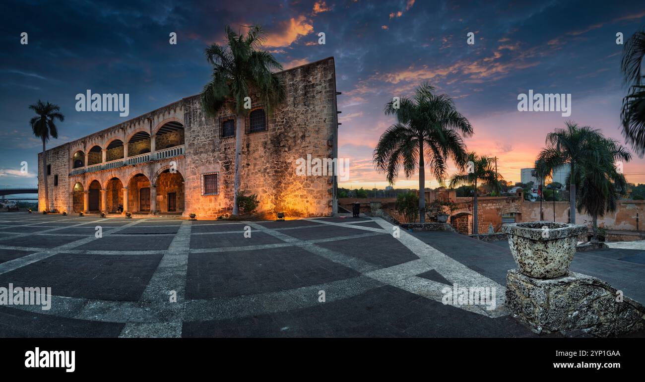 Columbus Alcazar, Santo Domingo, Republica Dominicana Stock Photo - Alamy