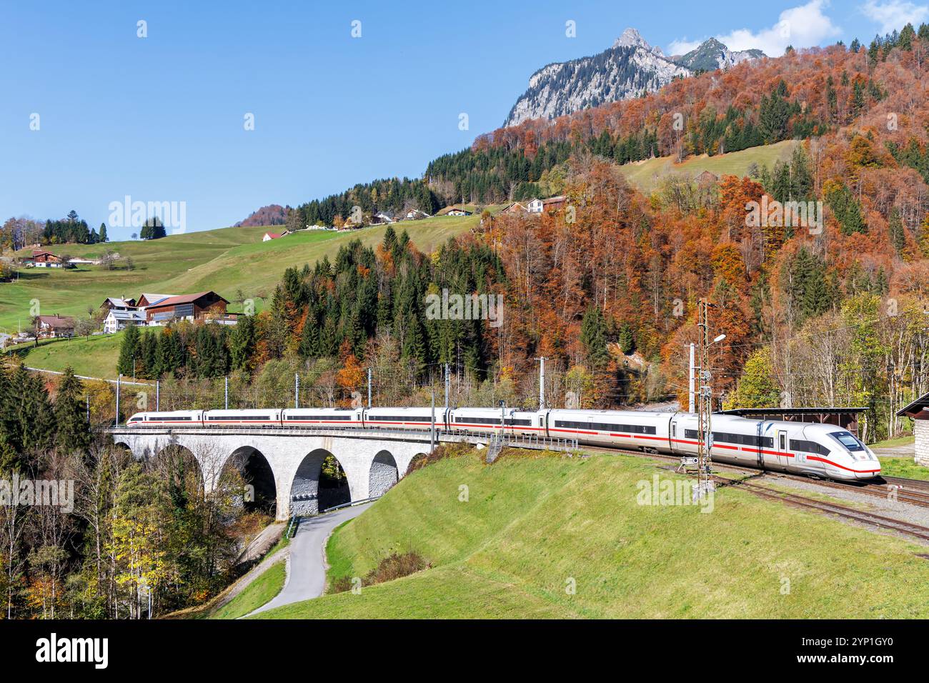 High speed train mountain hi-res stock photography and images - Alamy