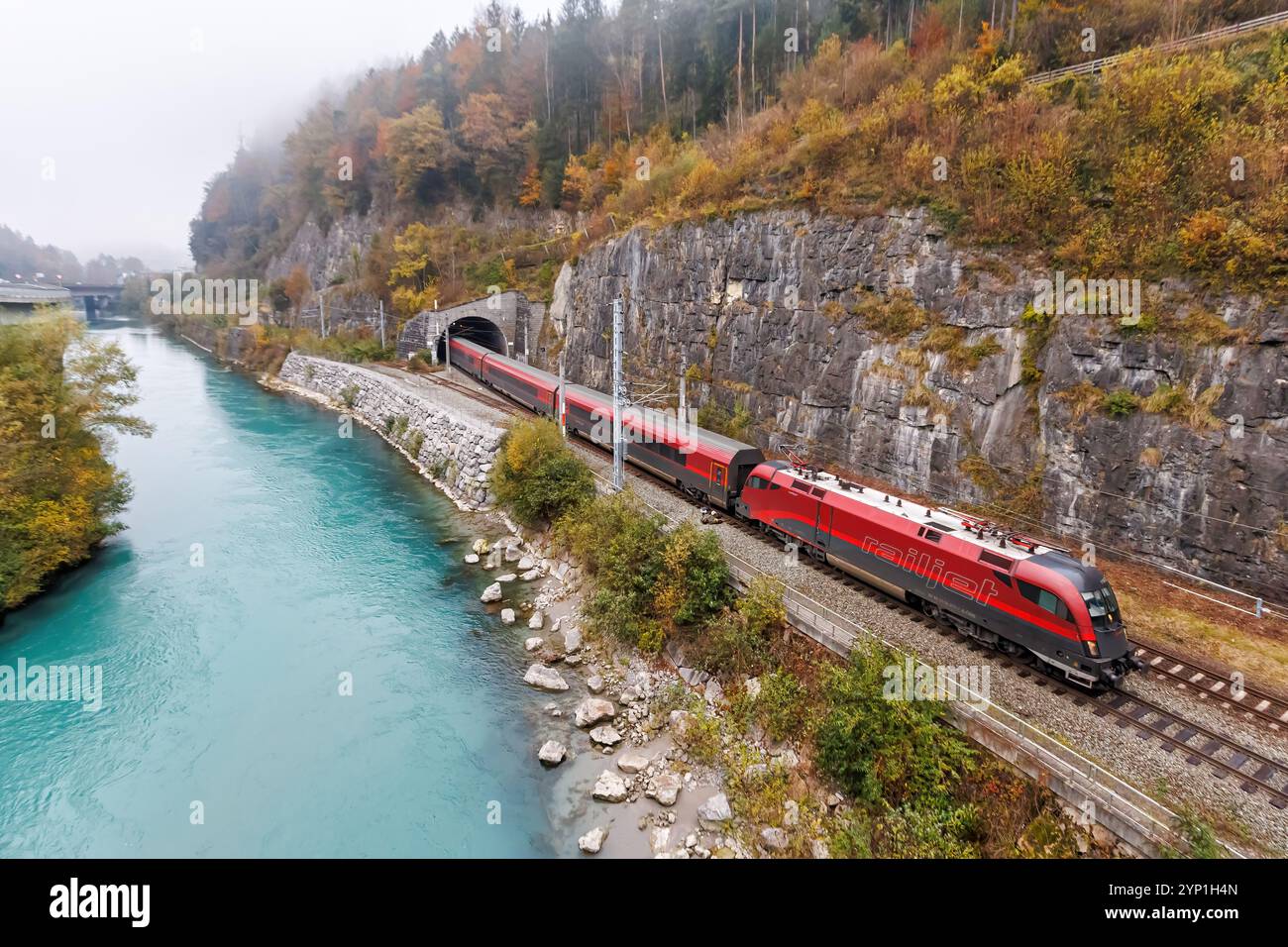 Train oebb in railway hi-res stock photography and images - Alamy