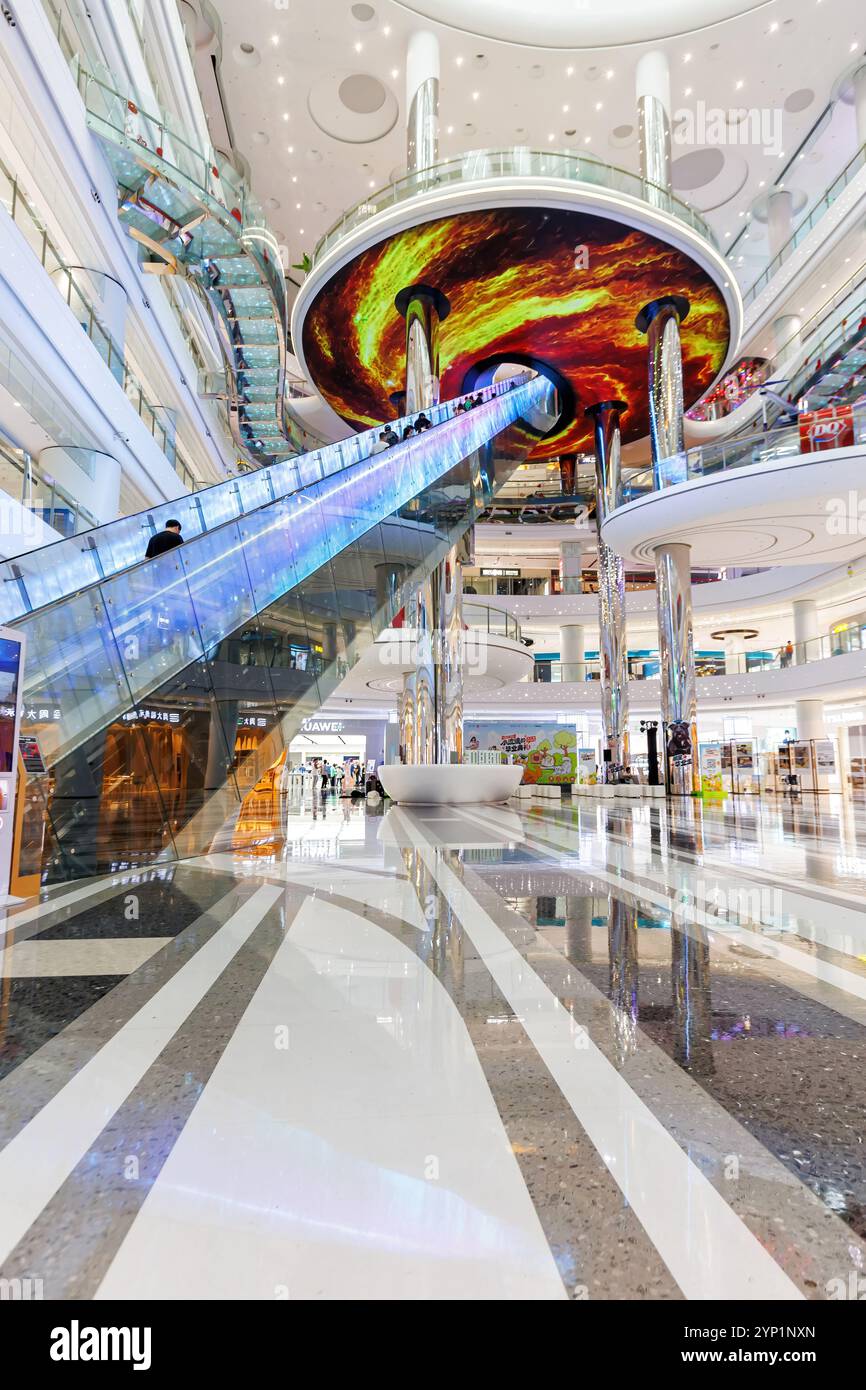 Shenzhen, China - April 4, 2024: Shenzhen Longgang Wanda Plaza Shopping ...