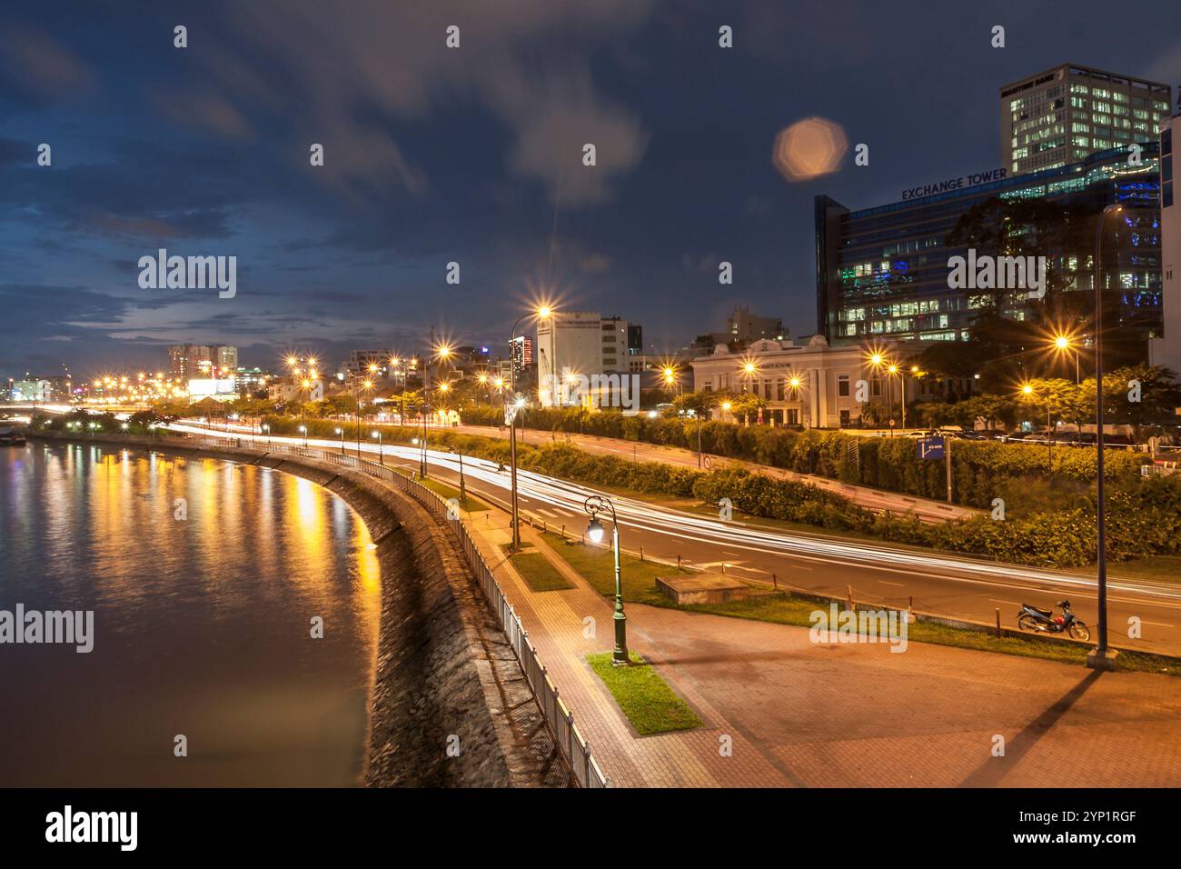Ho Chi Minh City night view - the beauty of non-sleep city in Vietnam ...