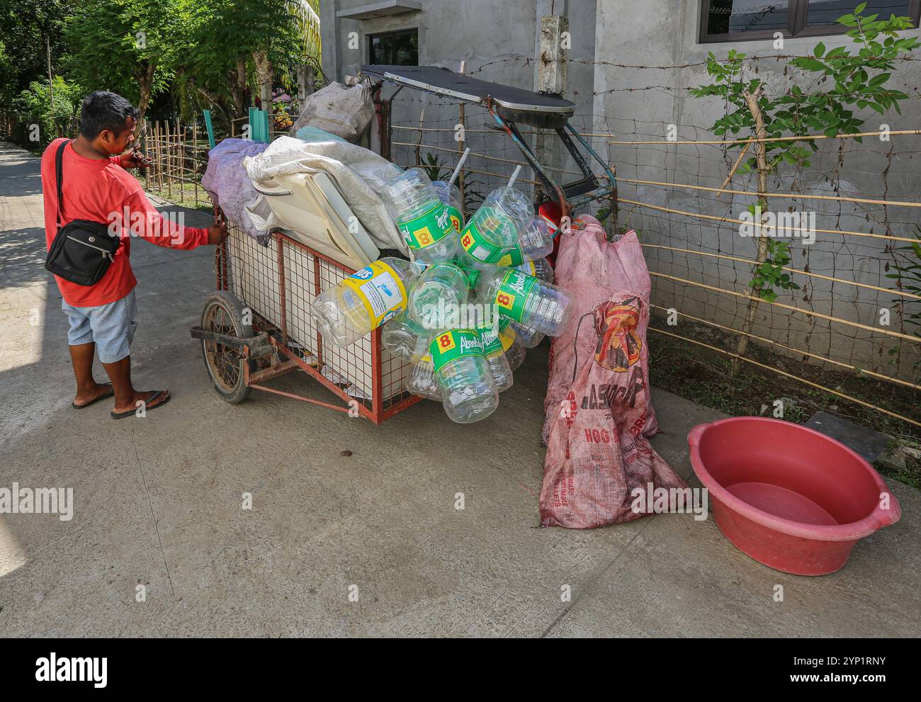 Daily life in philippines hi-res stock photography and images - Alamy