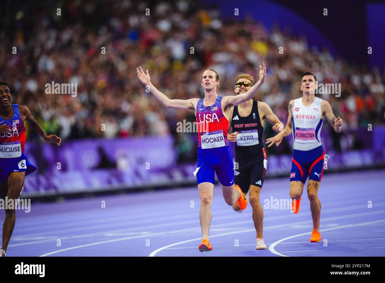 Cole Hocker winning in the 1500 meters at the Paris 2024 Olympic Games ...
