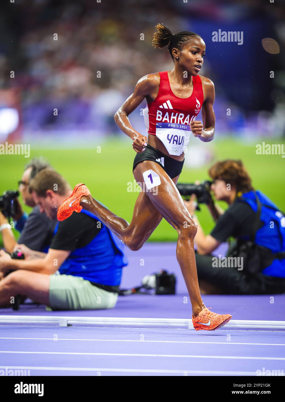 Winfred Yavi winning in the 3000 metres steeplechase at the Paris 2024 ...