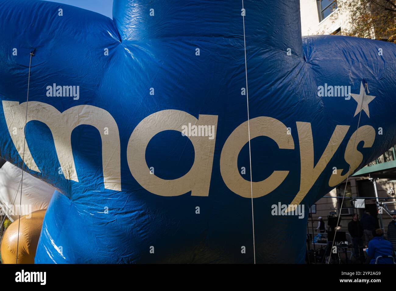 The annual event of the Macy's Thanksgiving Day Parade balloon ...