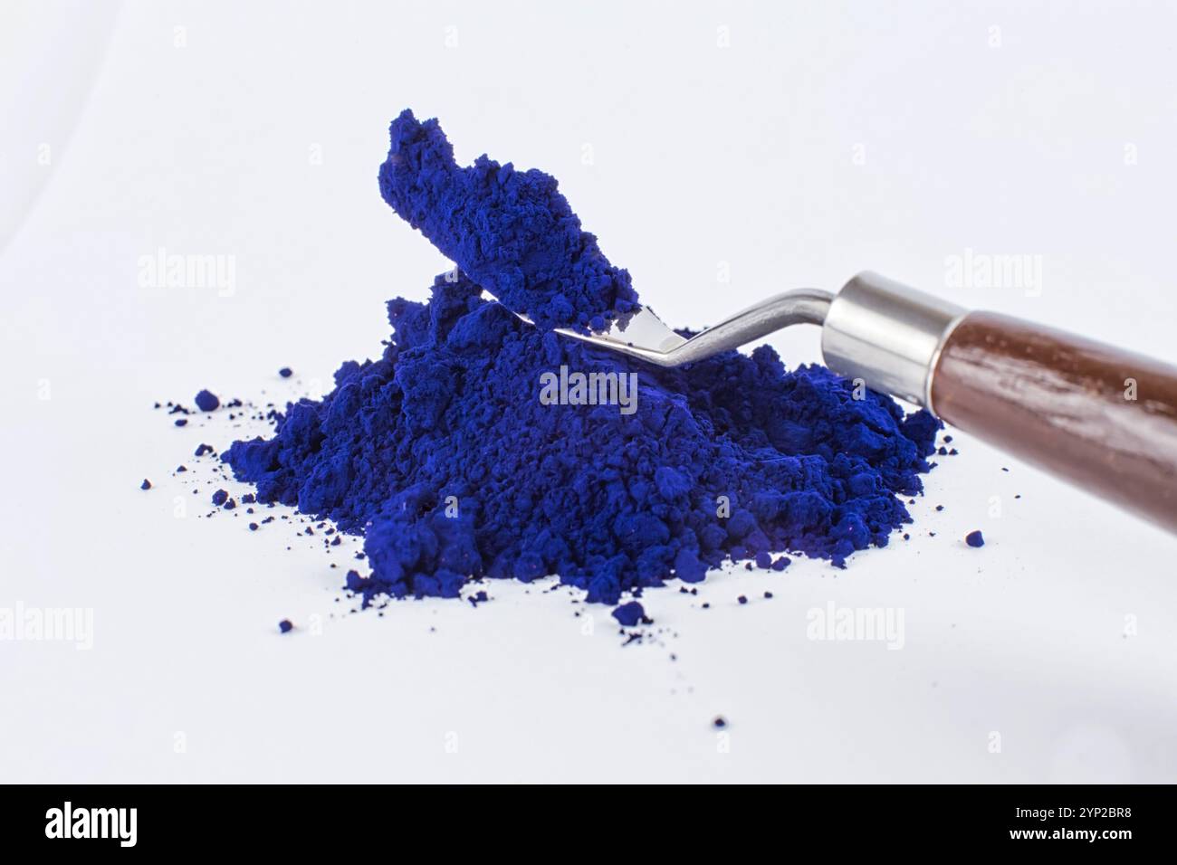 Prussian blue powder hi-res stock photography and images - Alamy