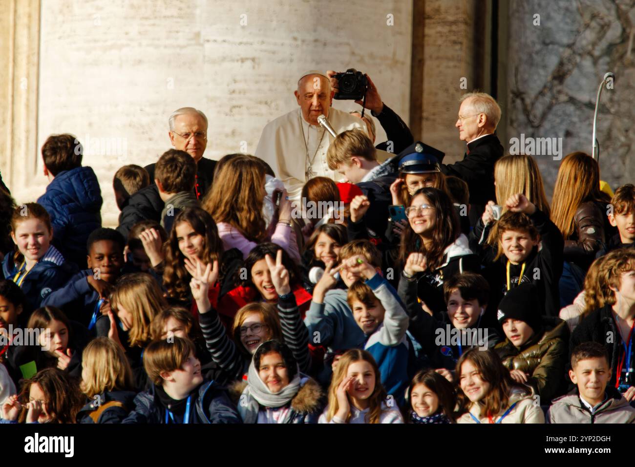 Pope Francis blessing faithful during a public event at St Peter's ...