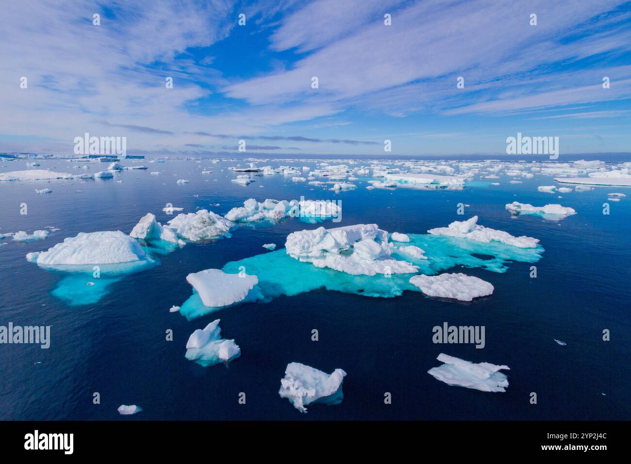 Icebergs and sea ice in the Weddell Sea on the eastern side of the ...
