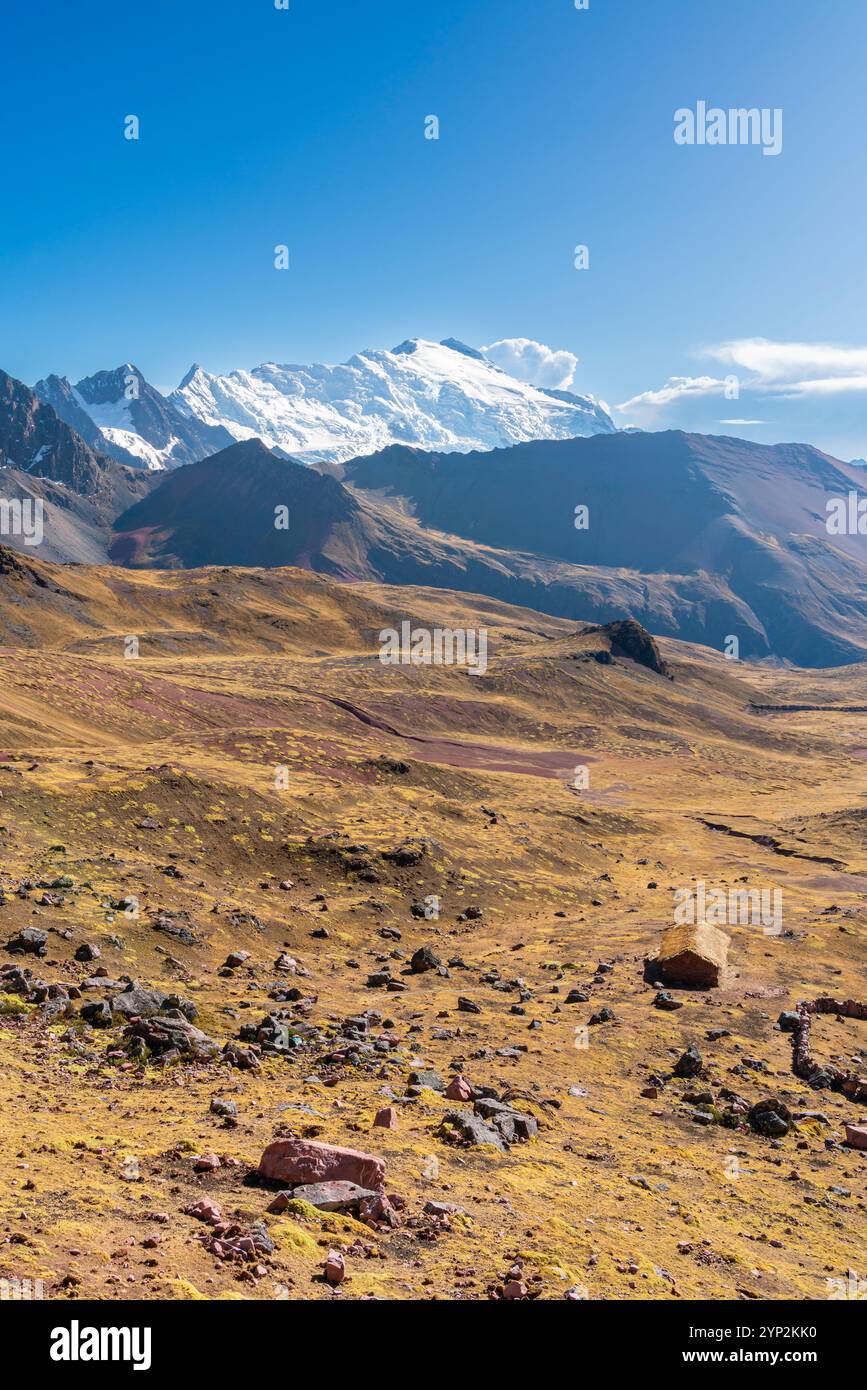 Nevado ausangate mountain in the andes hi-res stock photography and ...