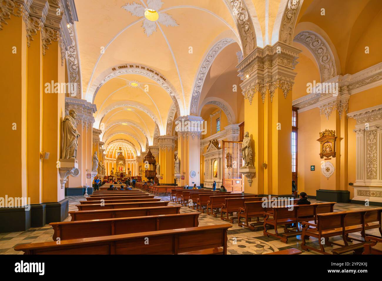 Interior of Basilica Cathedral of Arequipa, UNESCO World Heritage Site ...