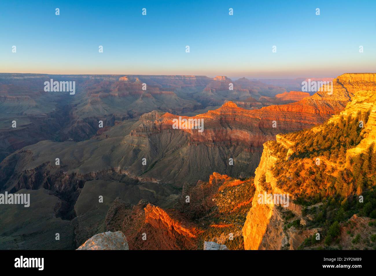 Grand Canyon at sunset, Yavapai Point, Grand Canyon National Park ...