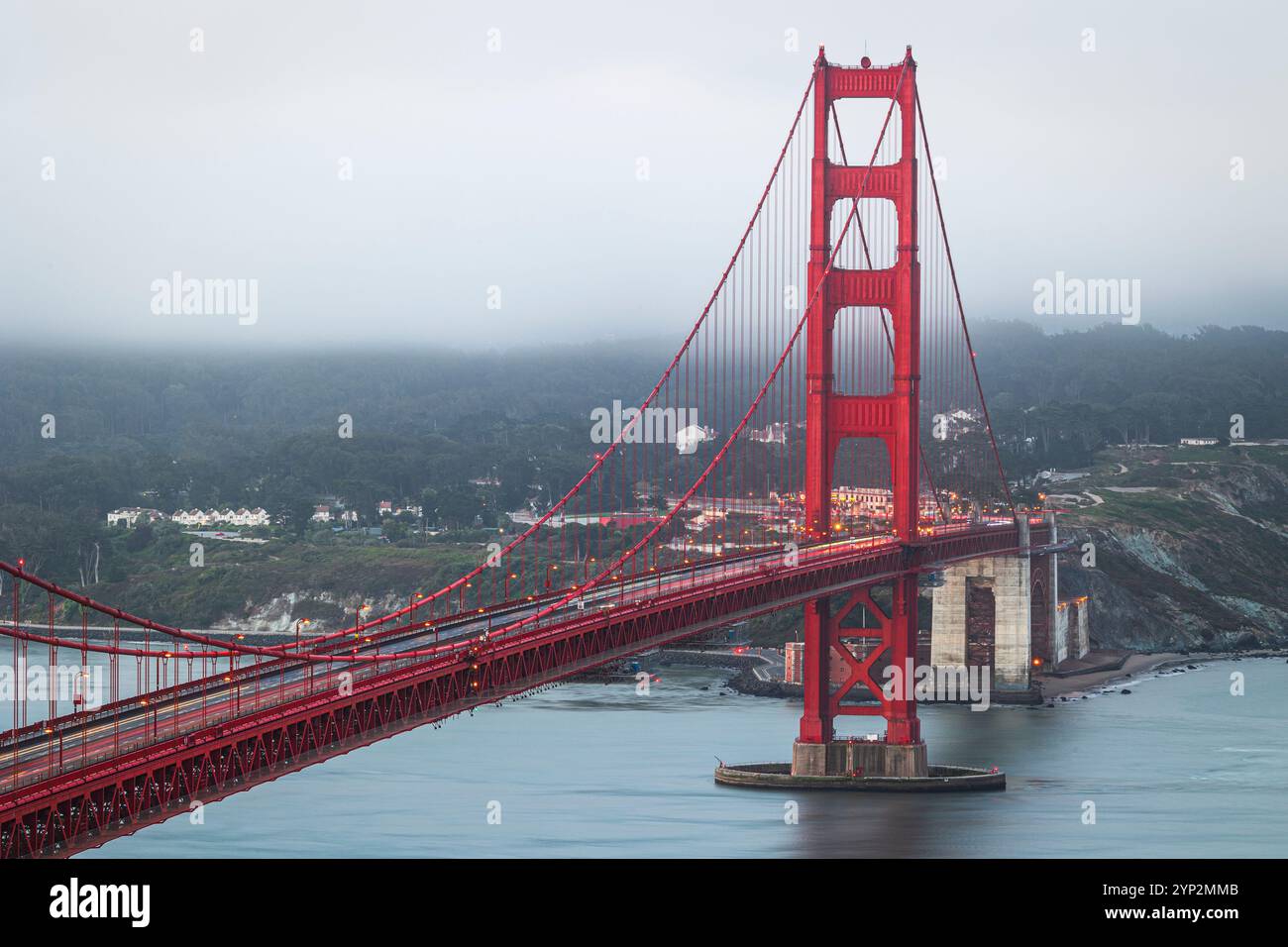 The iconic Golden Gate Bridge, San Francisco, California, United States ...