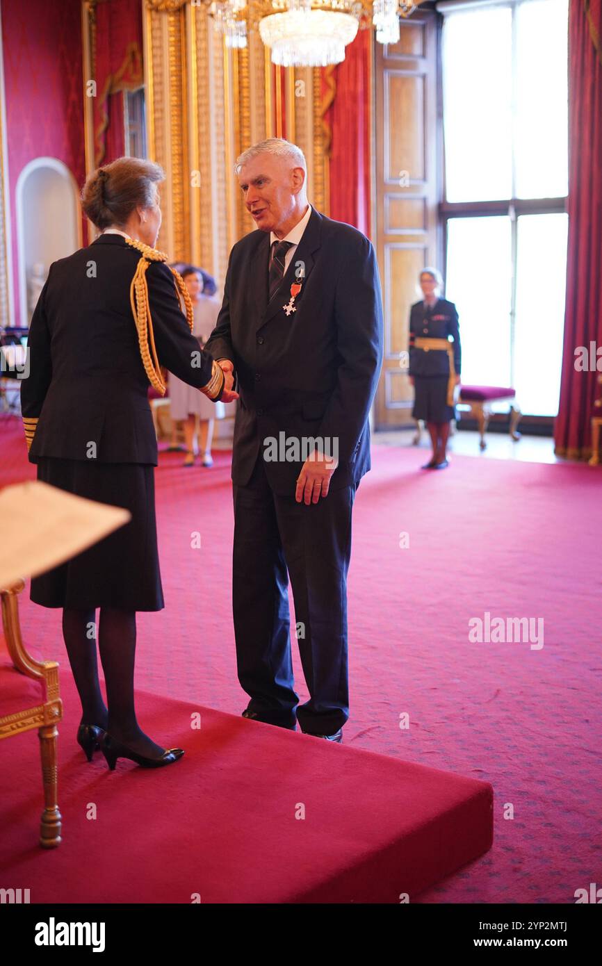 Mr. Stuart Cossar, from Noblehill, Investigation Manager, Police ...