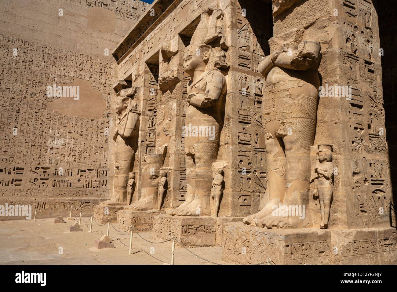 Temple of Ramesses III, Medinat Habu, UNESCO World Heritage Site ...