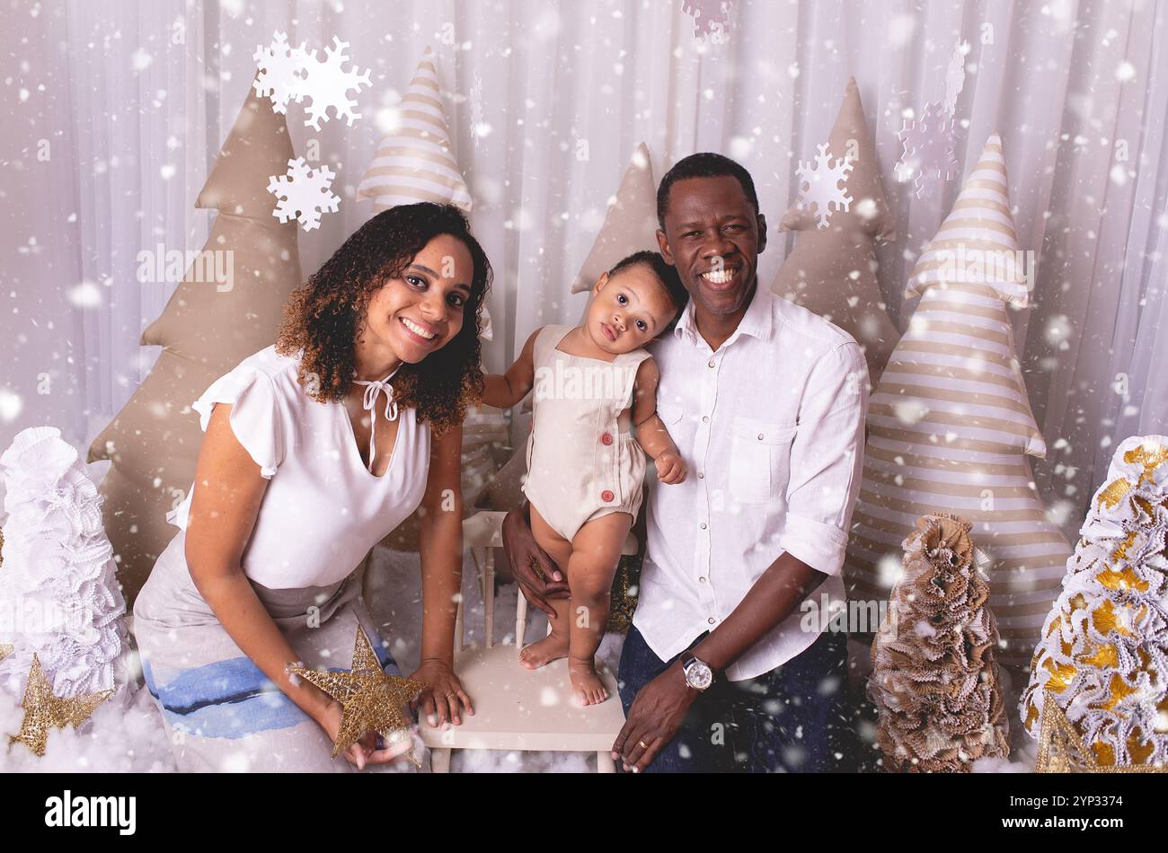 Traditional Brazilian family celebrating Christmas Stock Photo - Alamy