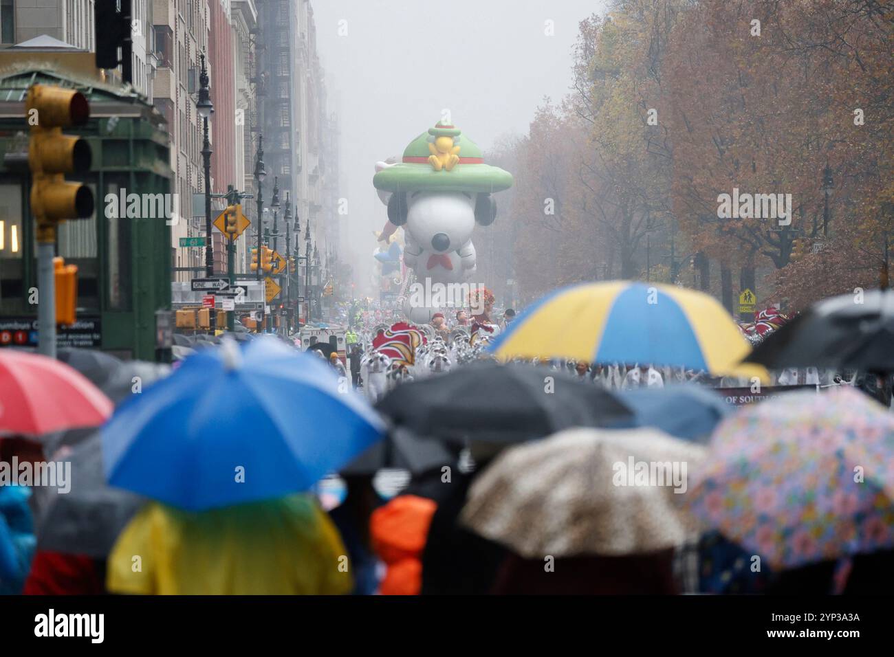 New York, United States. 28th Nov, 2024. The Beagle Scout Snoopy and ...