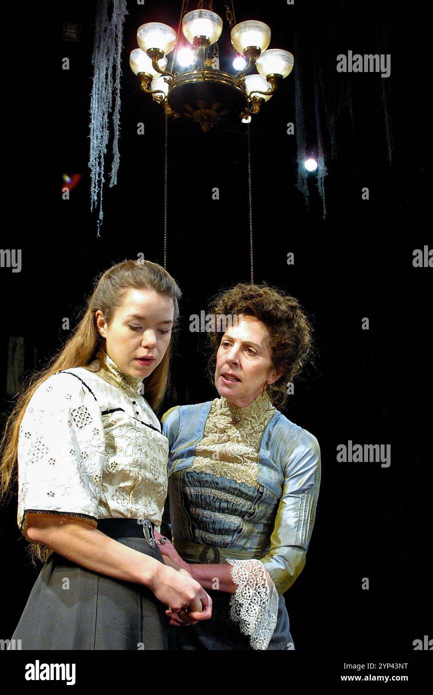 Alexandra giddens hi-res stock photography and images - Alamy