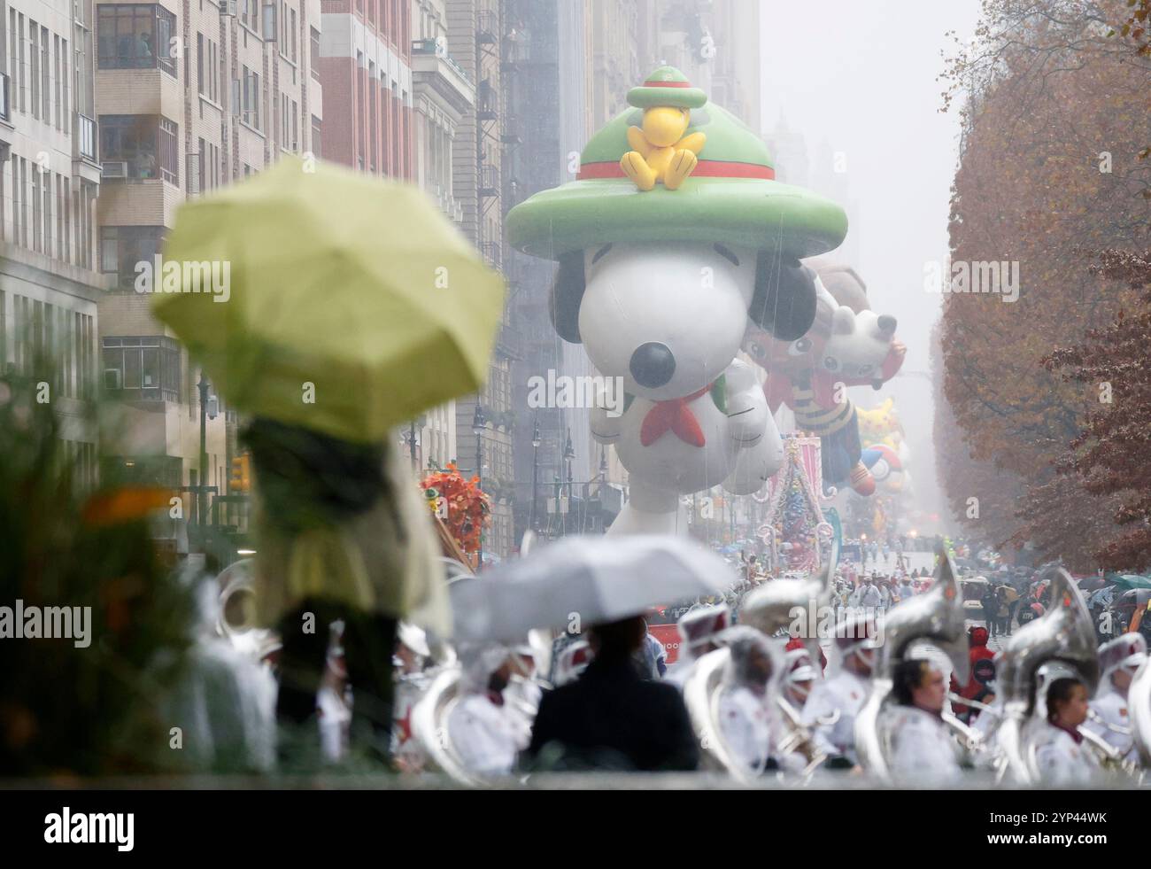 New York, United States. 28th Nov, 2024. The Beagle Scout Snoopy and ...