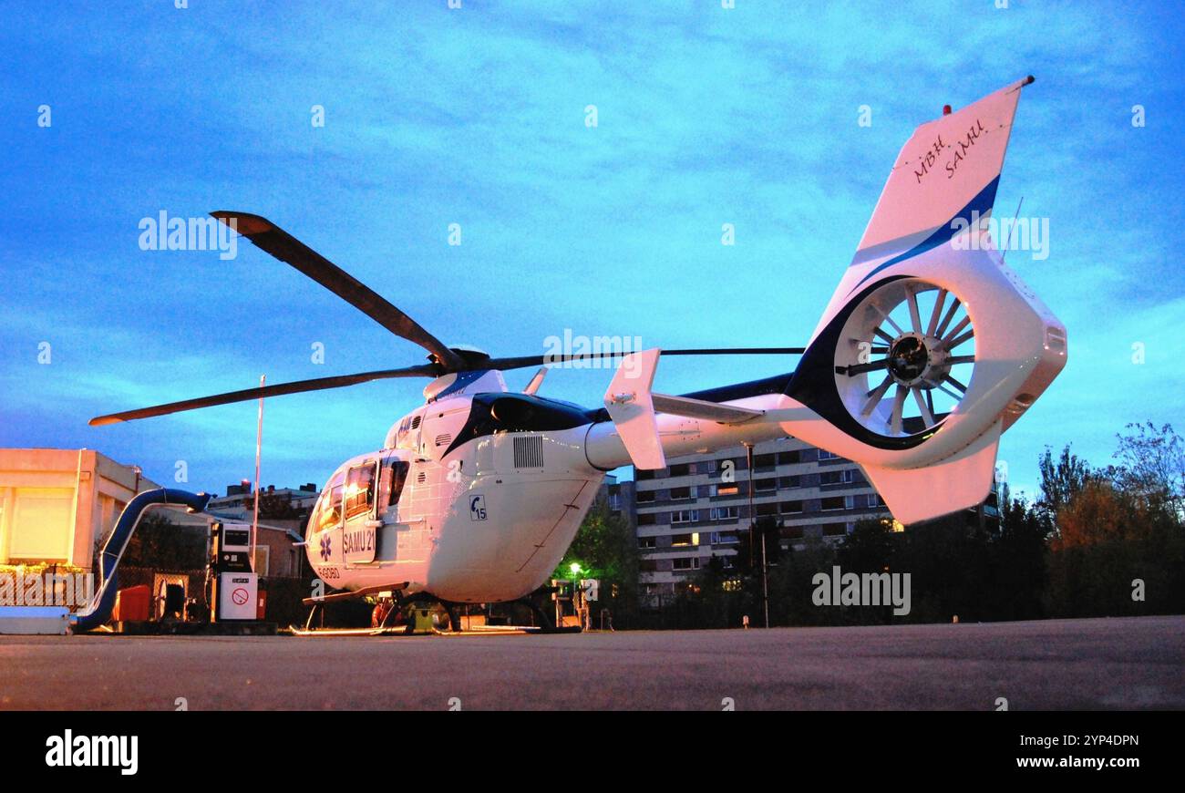 Heliport hospital hi-res stock photography and images - Alamy