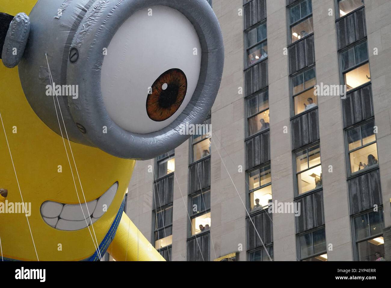 Stuart the Minion, Balloon out and about for Macy's Thanksgiving Day ...