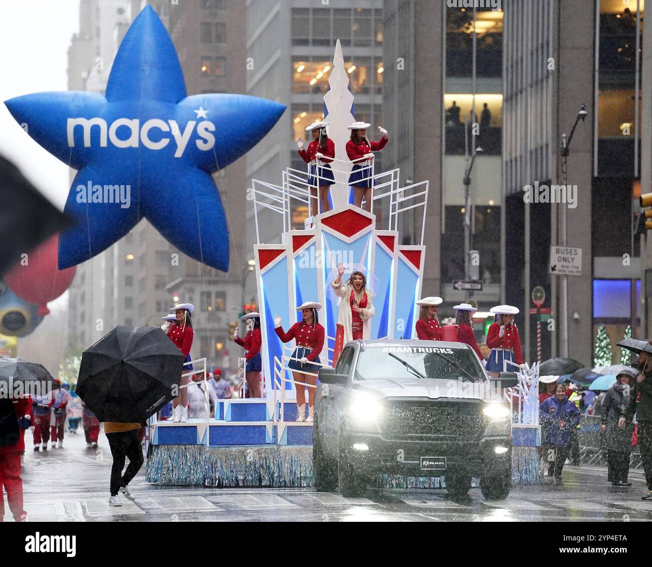 Dasha, Big City Cheer by Spirit of America Productions, float out and ...