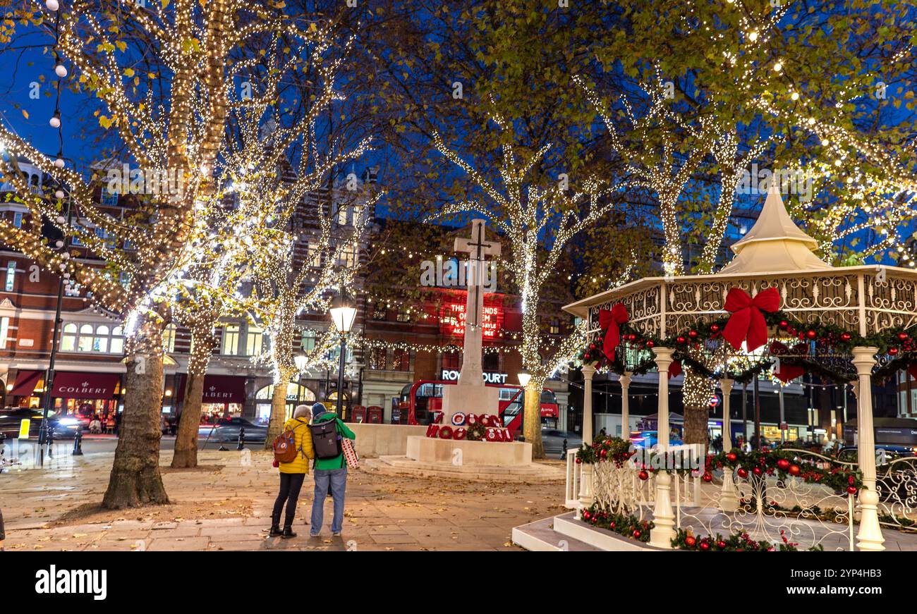 Chelsea christmas lights hi-res stock photography and images - Alamy