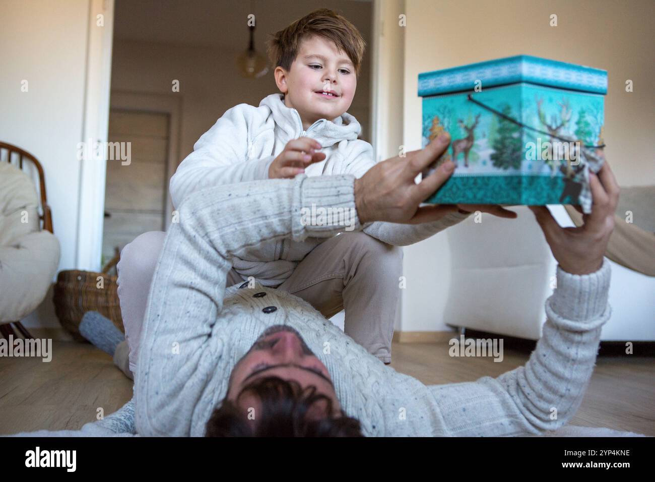 Emotionen und gesten hi-res stock photography and images - Alamy