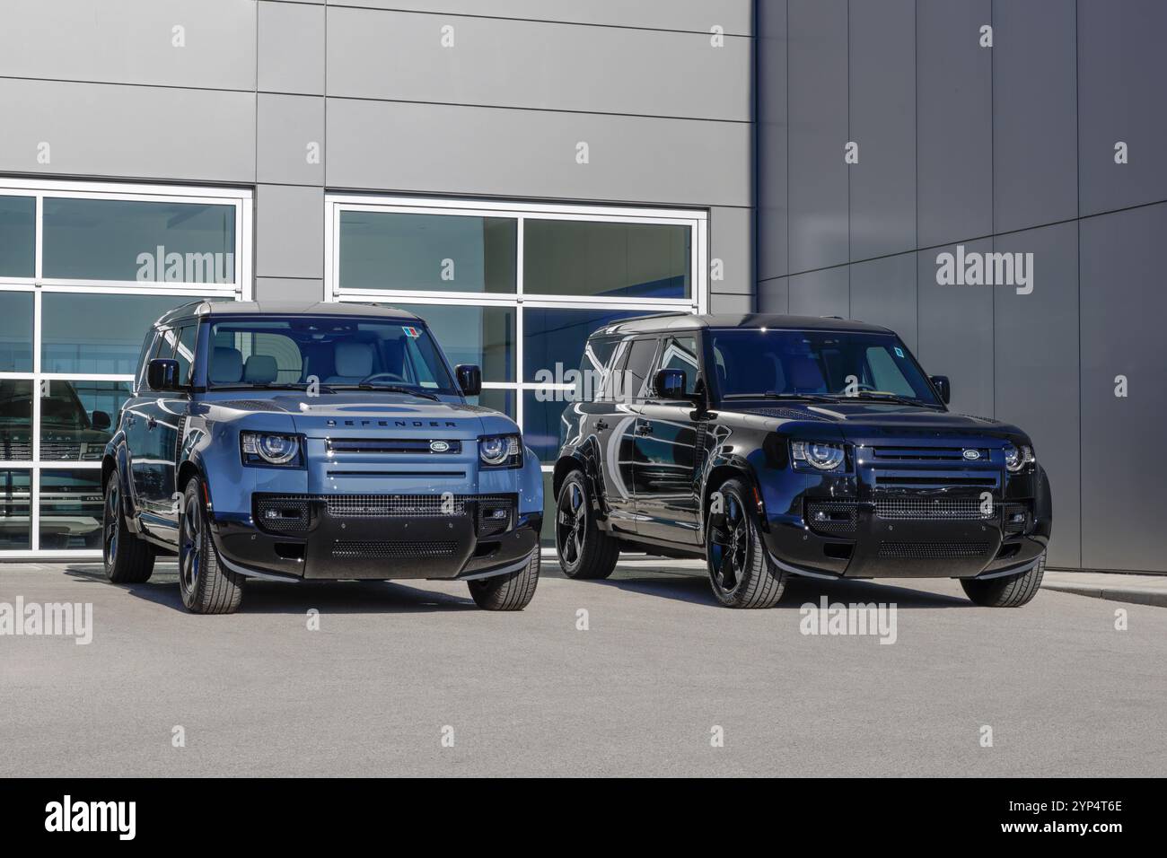 Indianapolis - November 26, 2024: Land Rover Defender 110 X-Dynamic SE ...