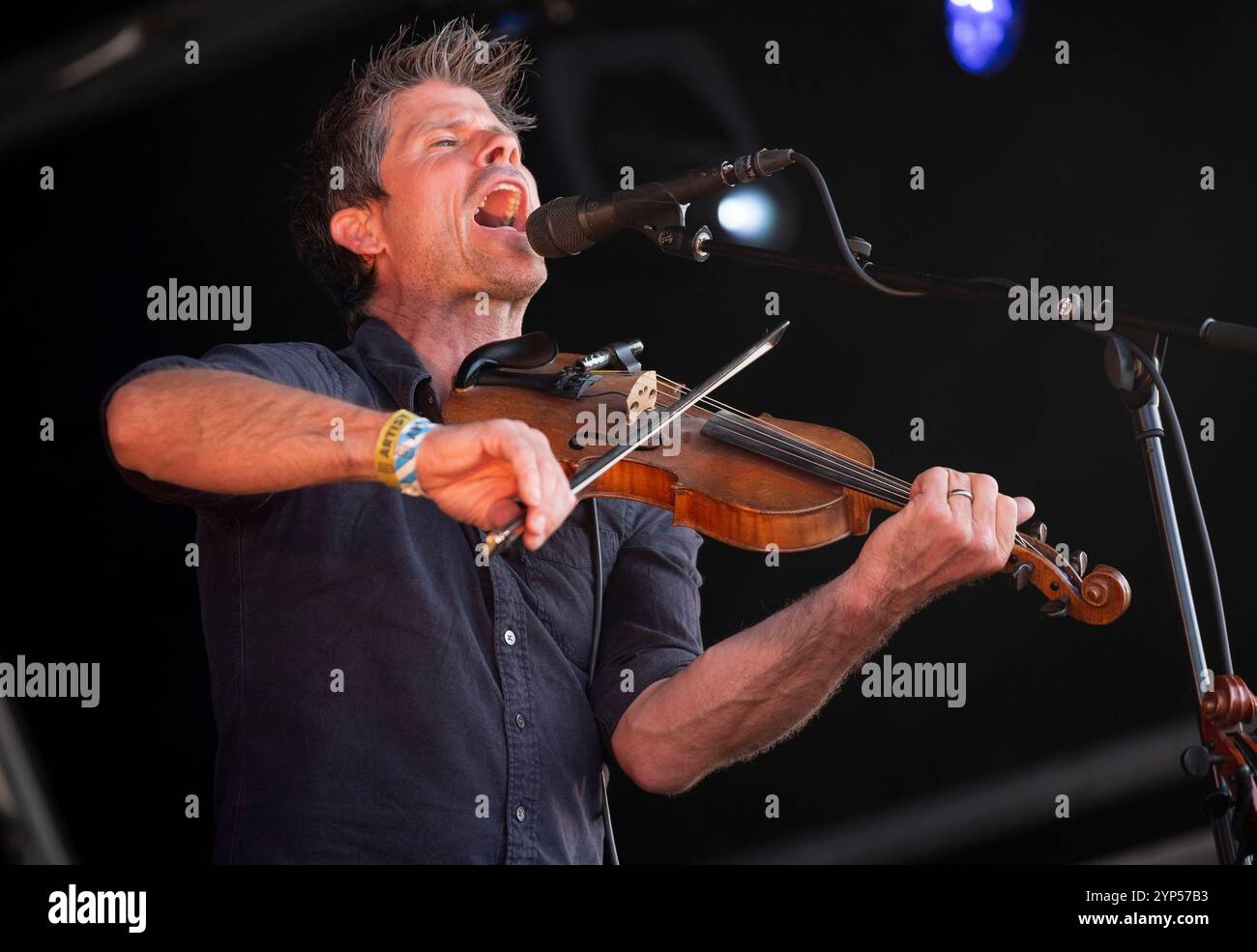 seth lakeman preforming at Wychwood Music Festival 2024, Cheltenham ...