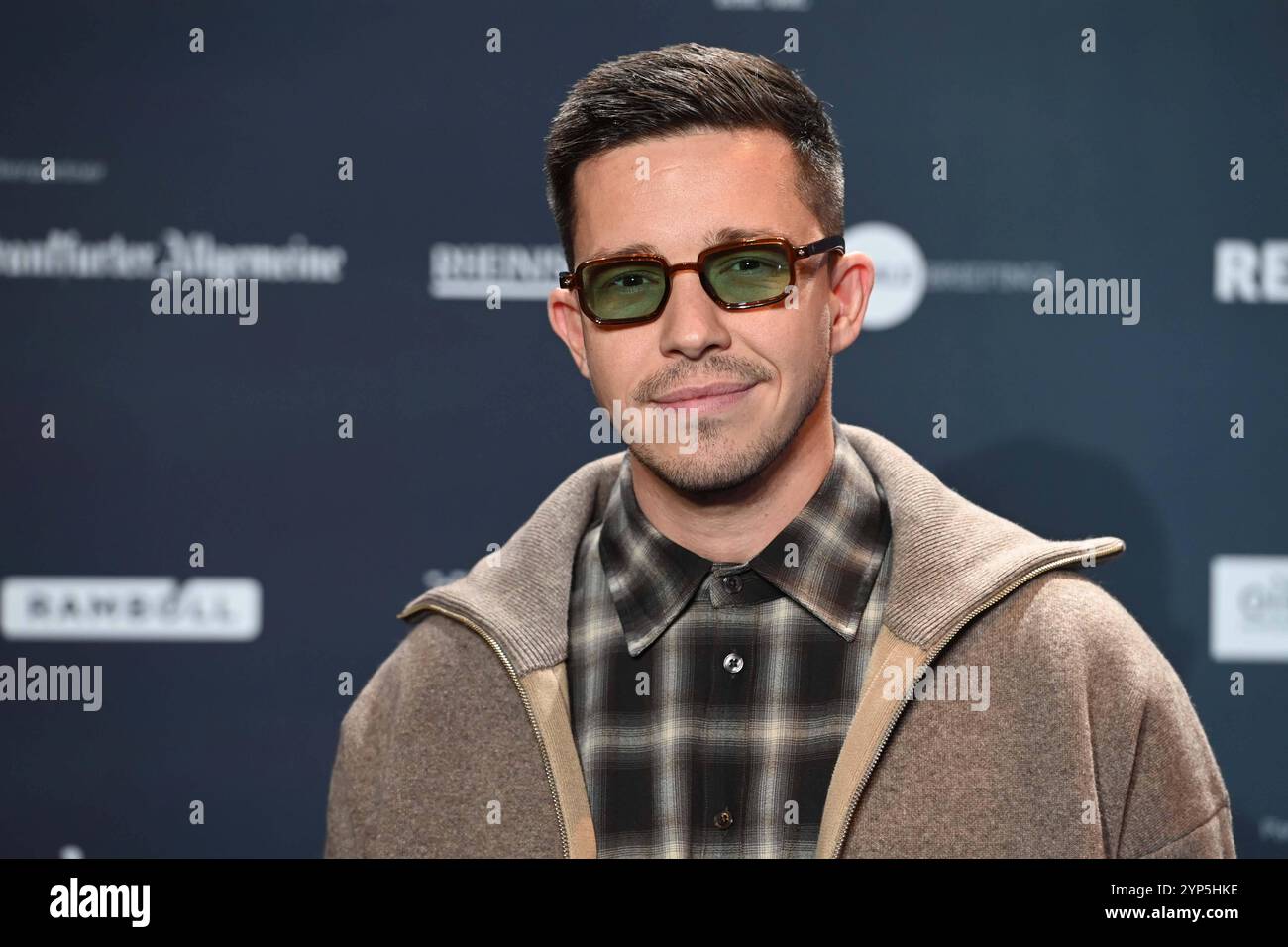 Nico SANTOS, Saenger, Musiker, Roter Teppich, Red Carpet Show, Ankunft ...