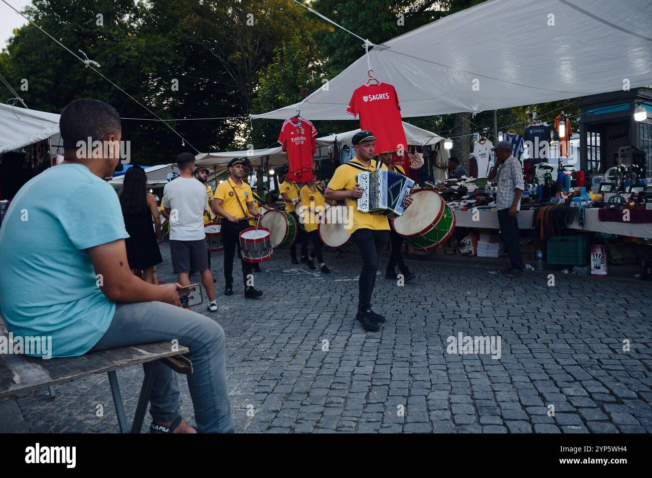 Traditional drummers and accordionists energize Guimarães’ market ...