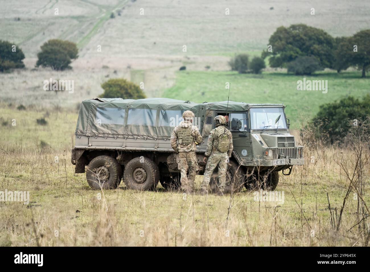 6 six wheeled wheeler hi-res stock photography and images - Alamy