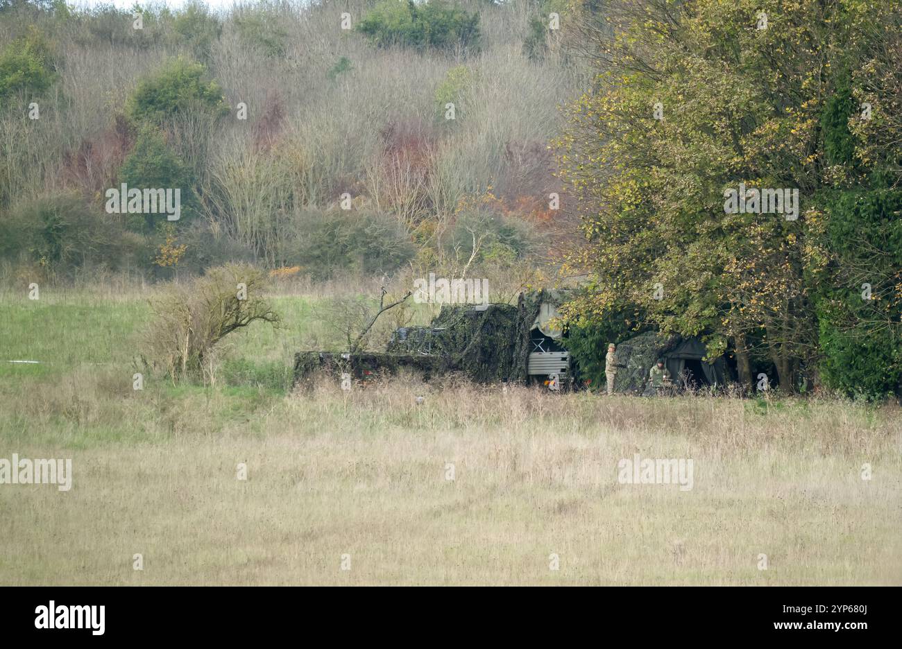 British army military utility vehicles using camouflage and woodland ...