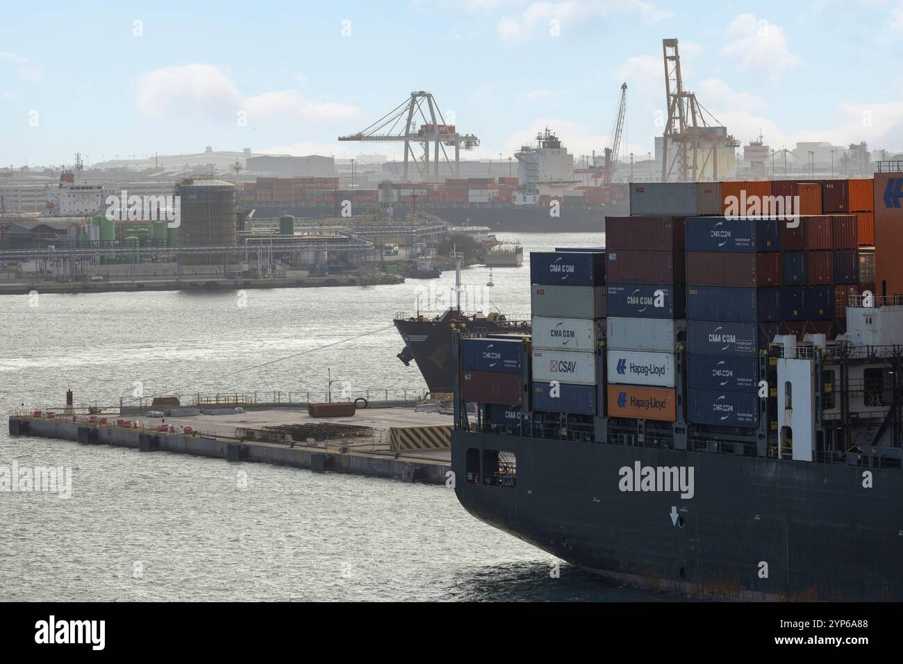 2024 cargo ships hi-res stock photography and images - Alamy