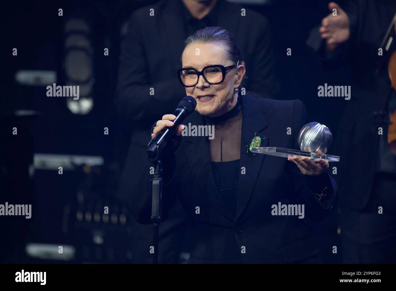 Duesseldorf, Deutschland. 28th Nov, 2024. Dani KLEIN, singer, musician ...