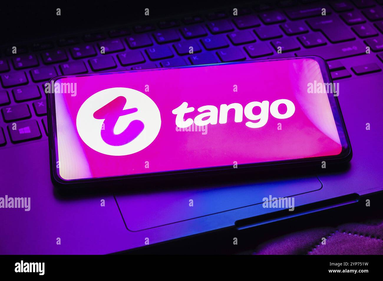 Tango live logo hi-res stock photography and images - Alamy