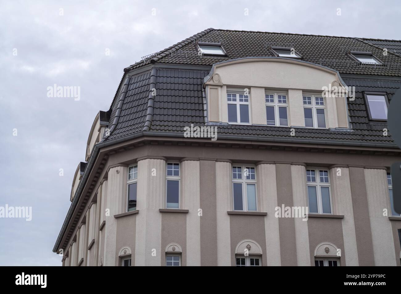 Classically styled elements hi-res stock photography and images - Alamy