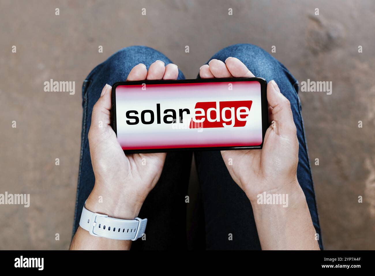 Solaredge logo hi-res stock photography and images - Alamy