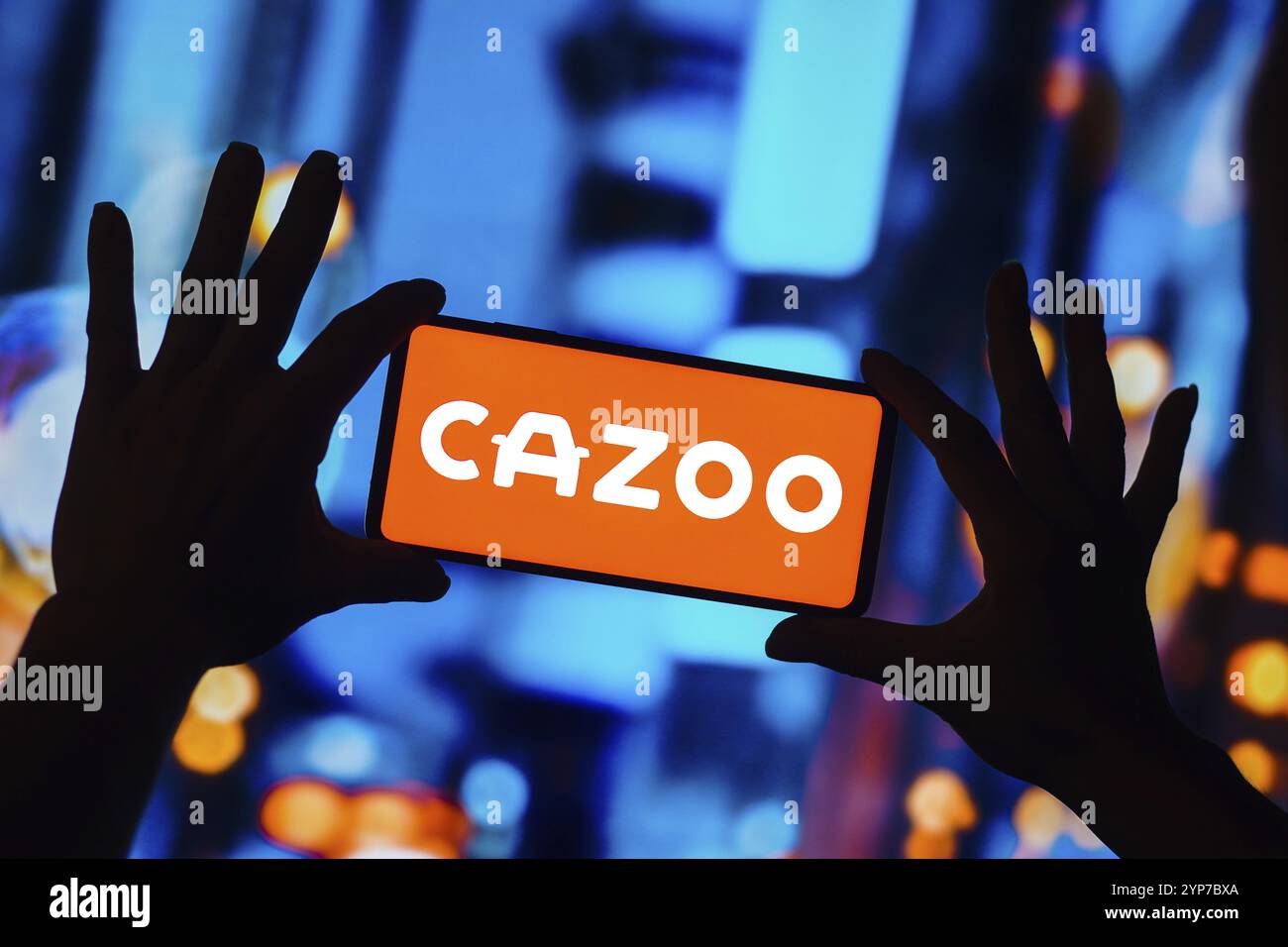 Cazoo screen hi-res stock photography and images - Alamy