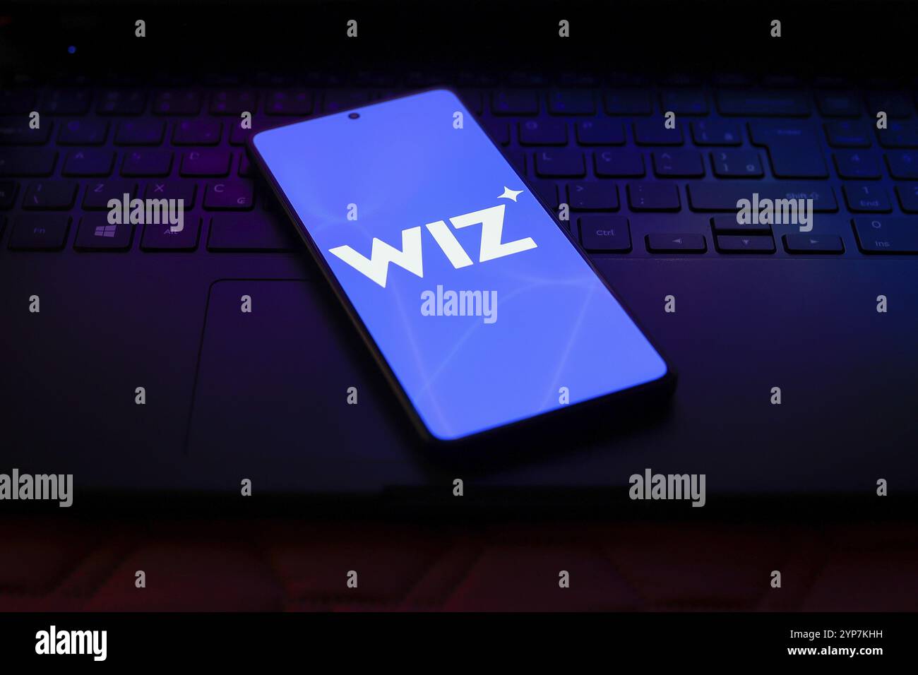 Wiz logos hi-res stock photography and images - Alamy
