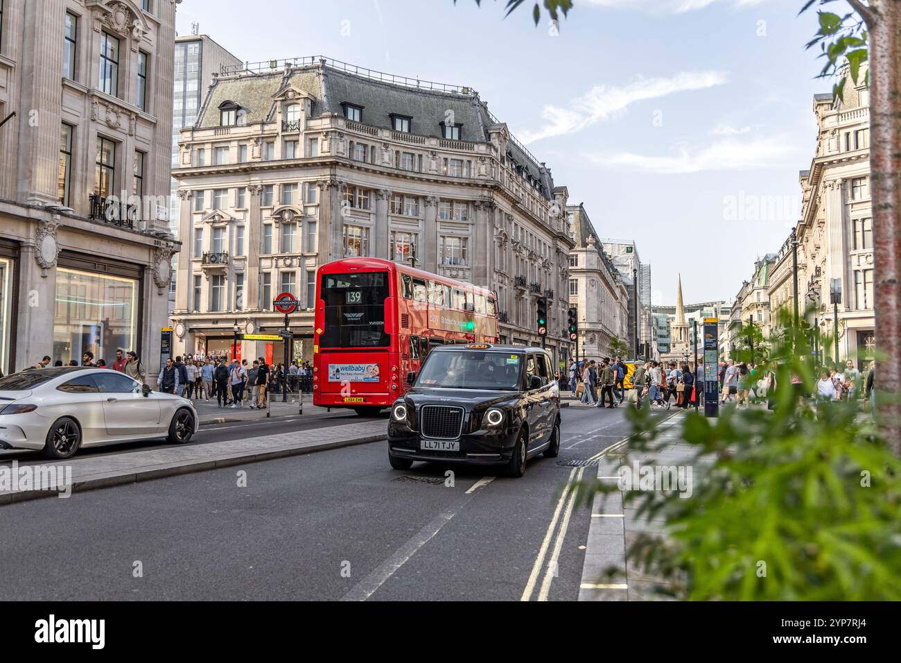 London, UK- September 19, 2024: 139 Waterloo Iconic Red Double Decker ...