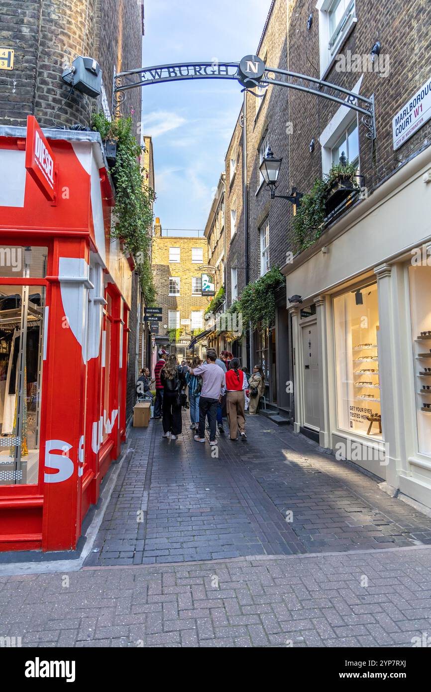 Sogo pubs hi-res stock photography and images - Alamy