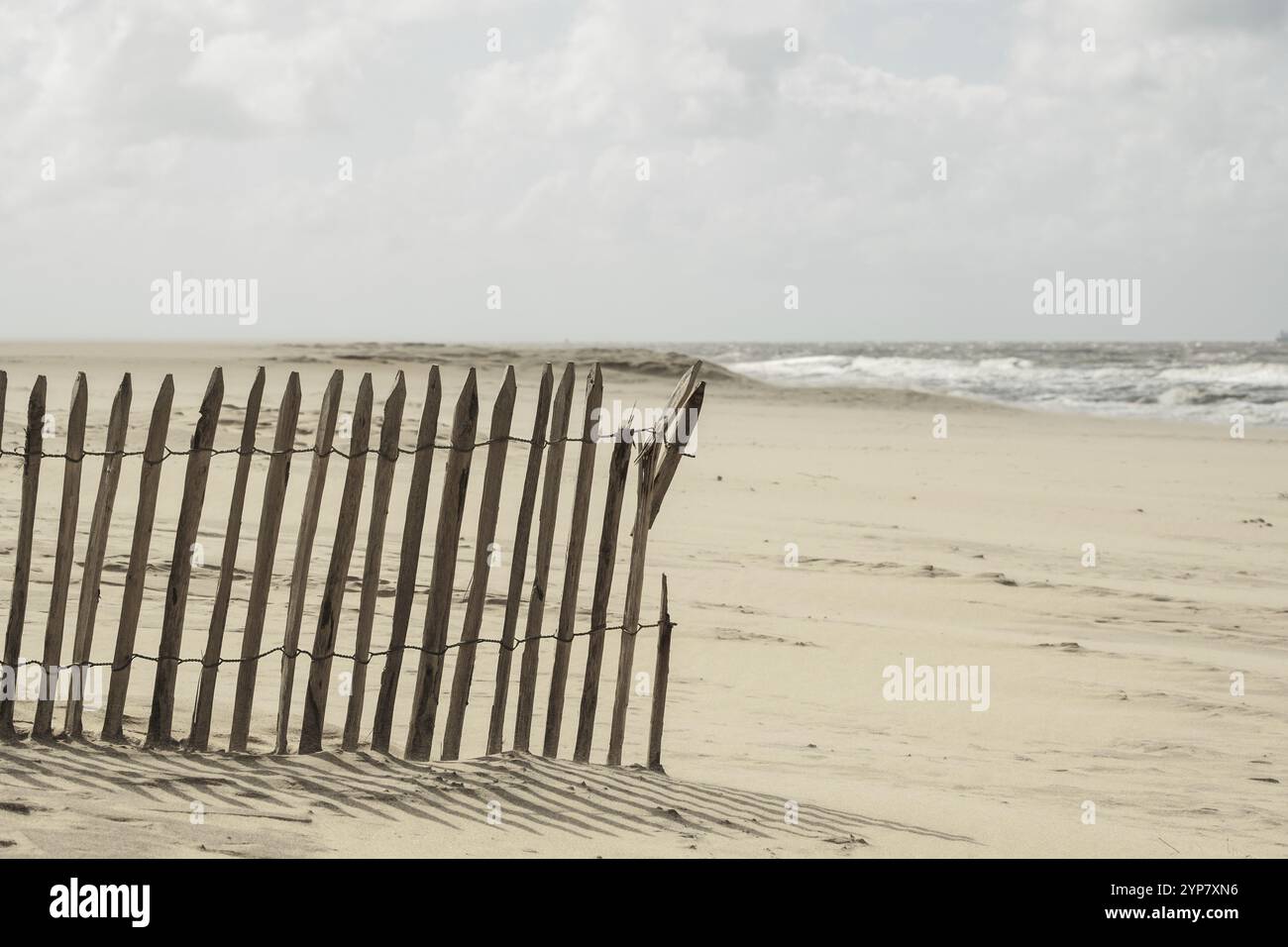 Fences on the beach hi-res stock photography and images - Alamy