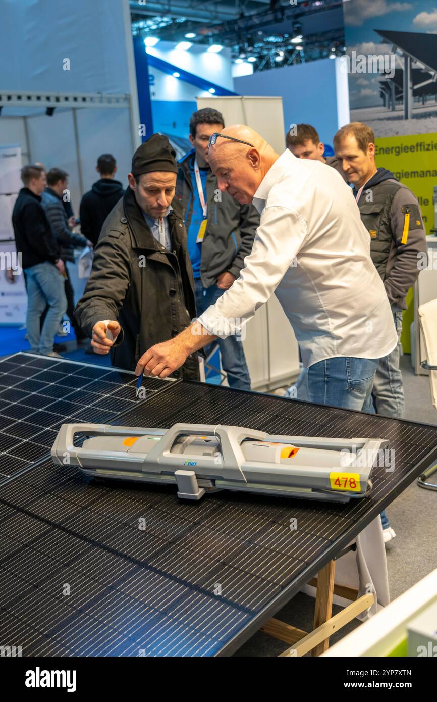 Smart energy systems hi-res stock photography and images - Alamy