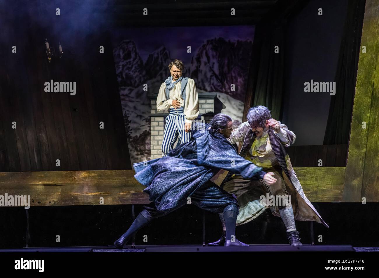 Cottbus, Germany. 27th Nov, 2024. The actors Manolo Bertling (Nathaniel ...