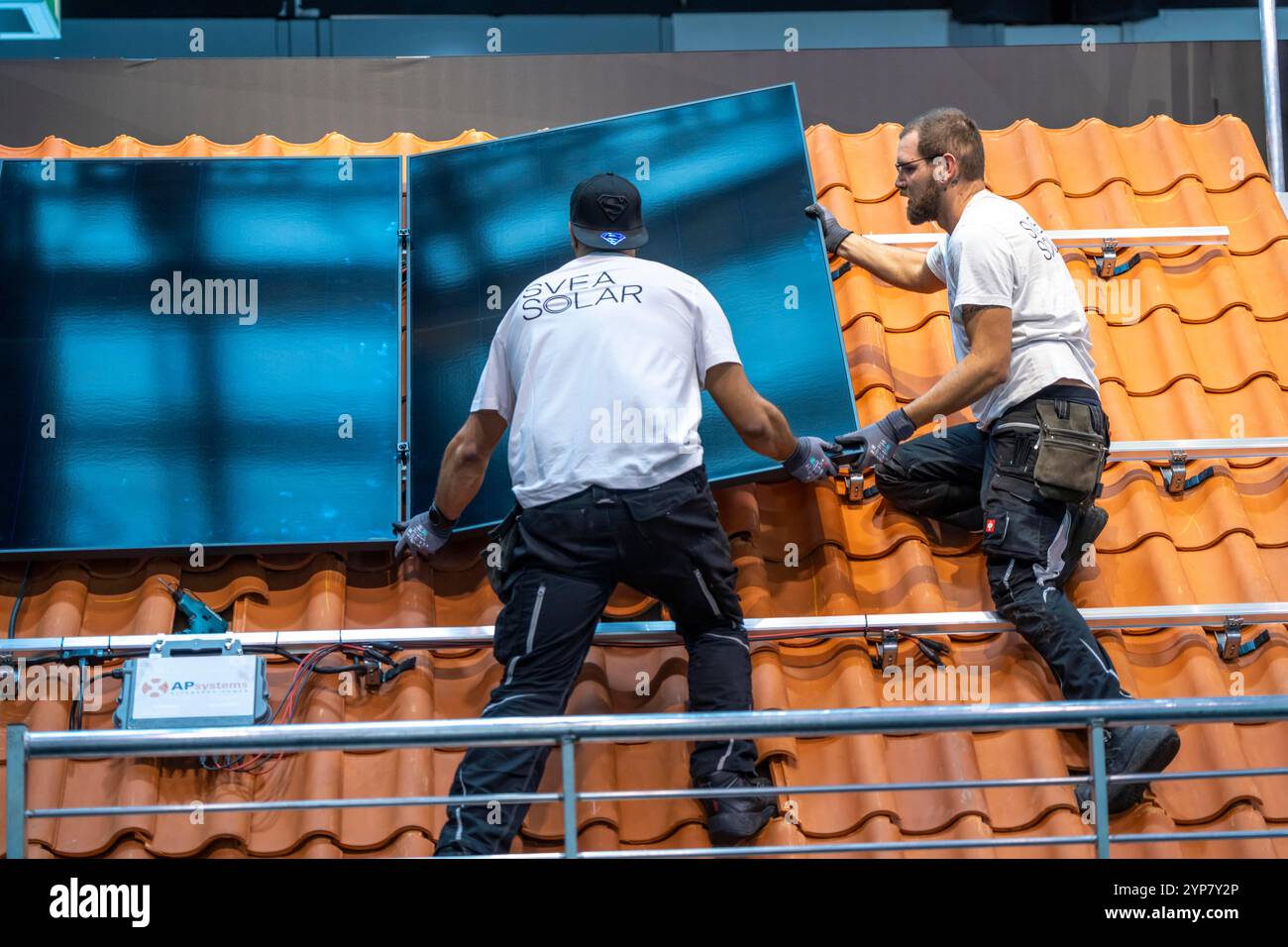 Presentation of the rapid installation of a solar system on a ...