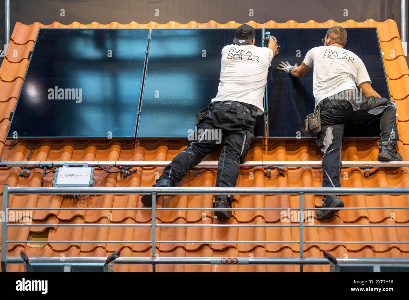 Presentation of the rapid installation of a solar system on a ...