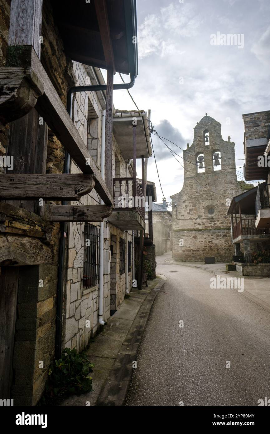 Rural spanish village hi-res stock photography and images - Alamy