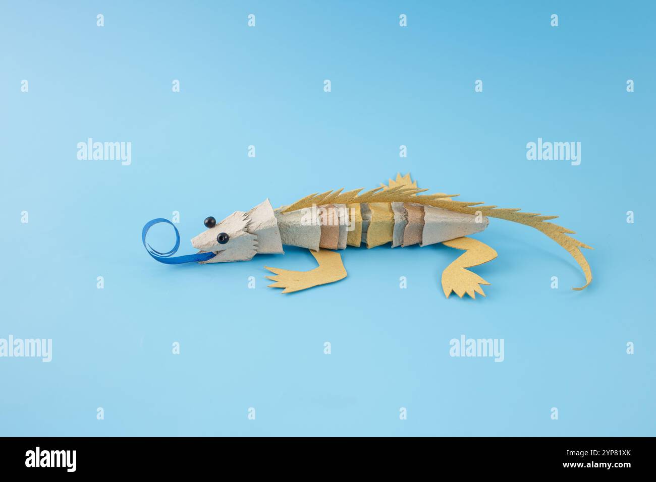 DIY summer craft activity for kids, recycled paper concept, Egg carton ...