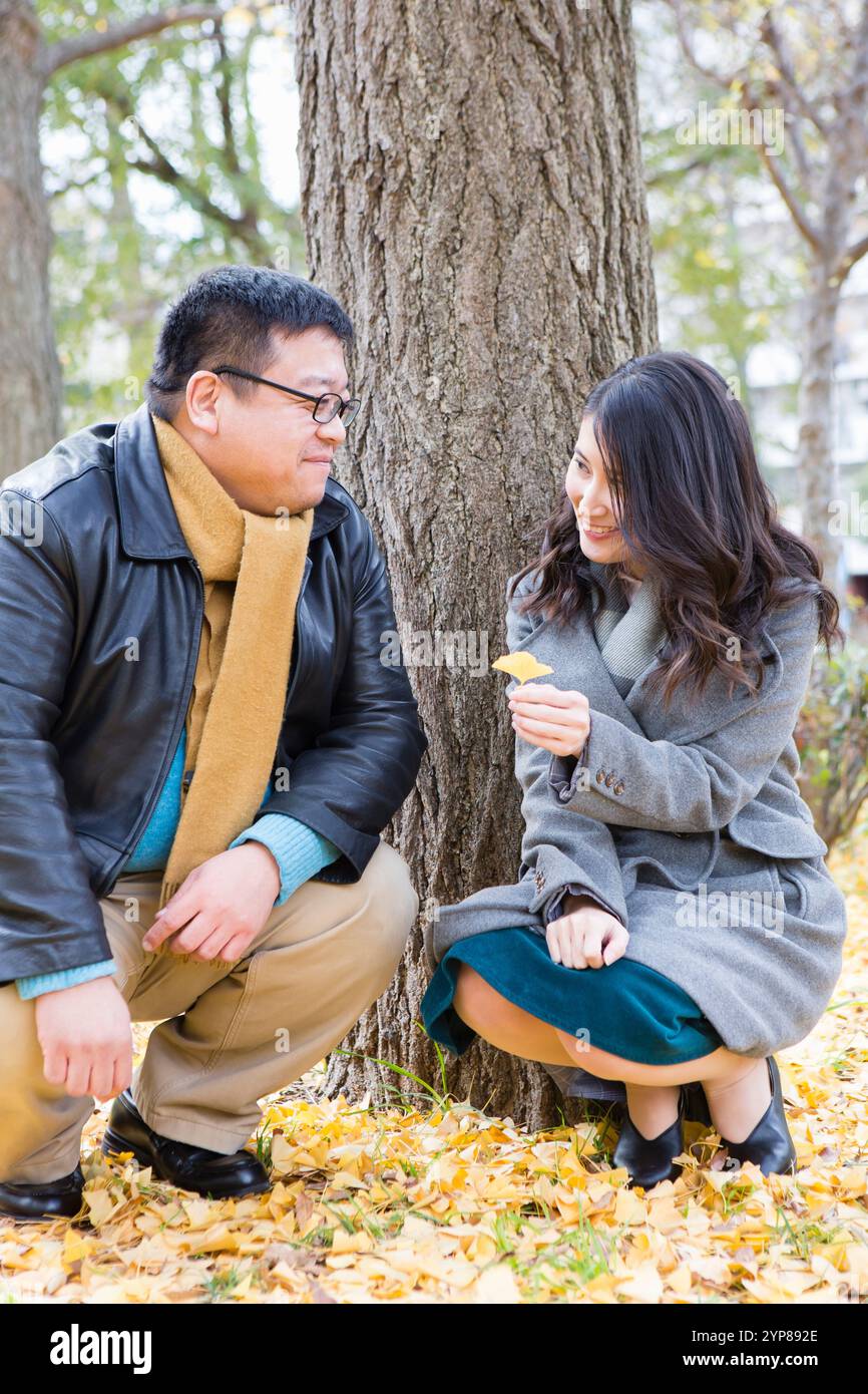 Age difference hi-res stock photography and images - Alamy